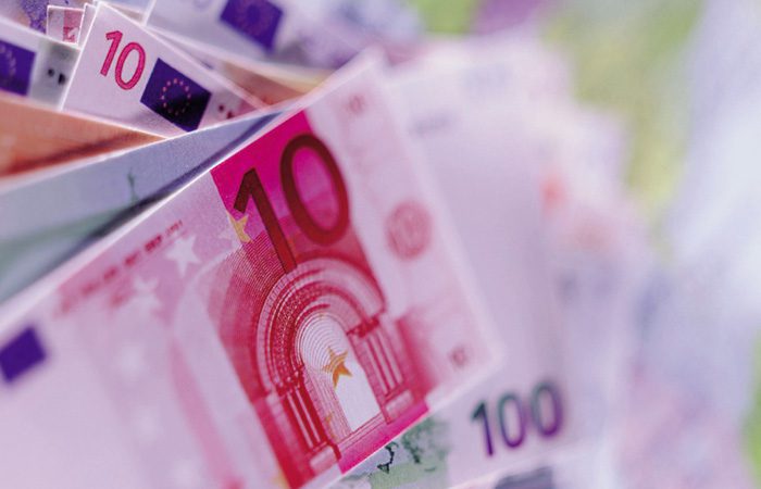 Simplify saving: tips to make it easier - European Business & Finance ...