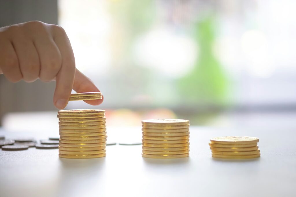 Why More People Are Turning to Remote-Based Financial Opportunities ...