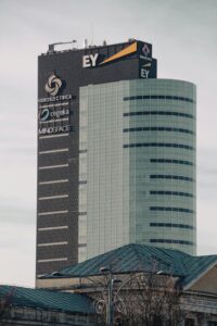 EY's $66 Million Shell Audit Is Gone. So Are Four Partners - European ...